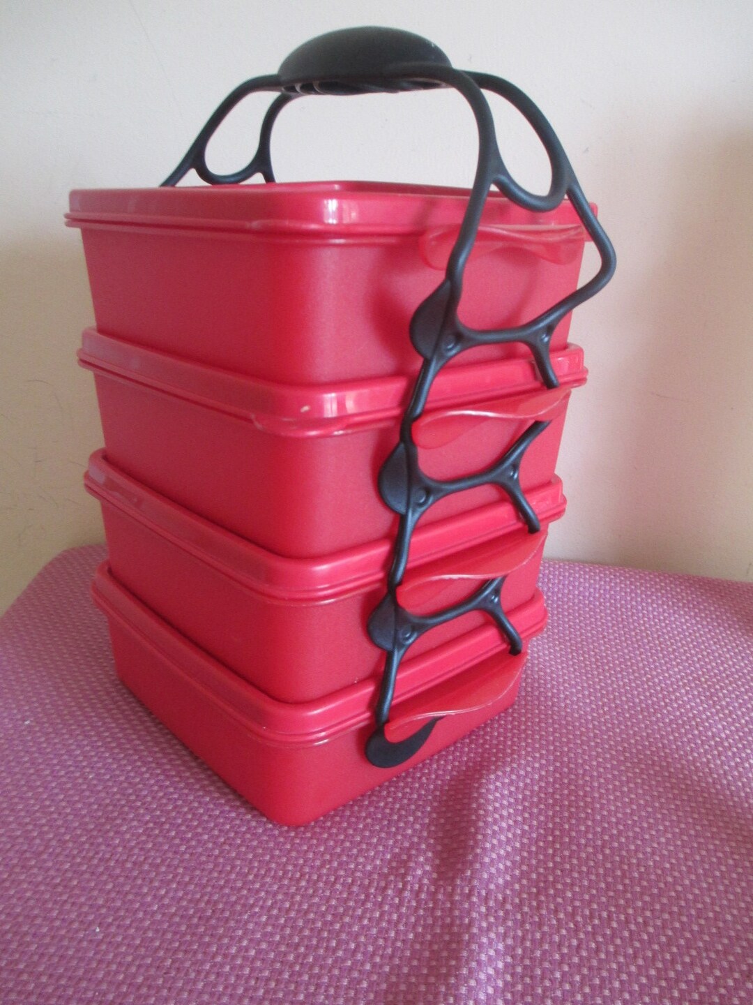 TUPPERWARE Square VENTED Rock N Serve Microwave Containers, Set of 4 ...