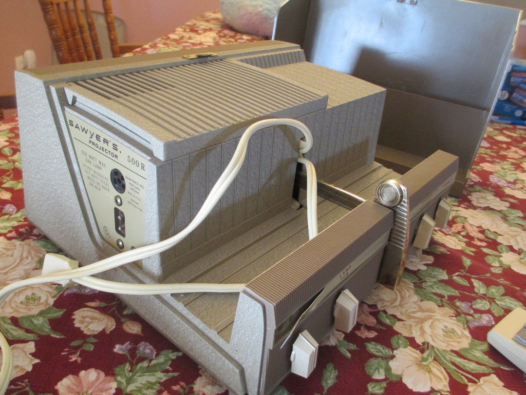Vtg SAWYER'S PROJECTOR, 500R, Slide Projector With Case and Remote ...