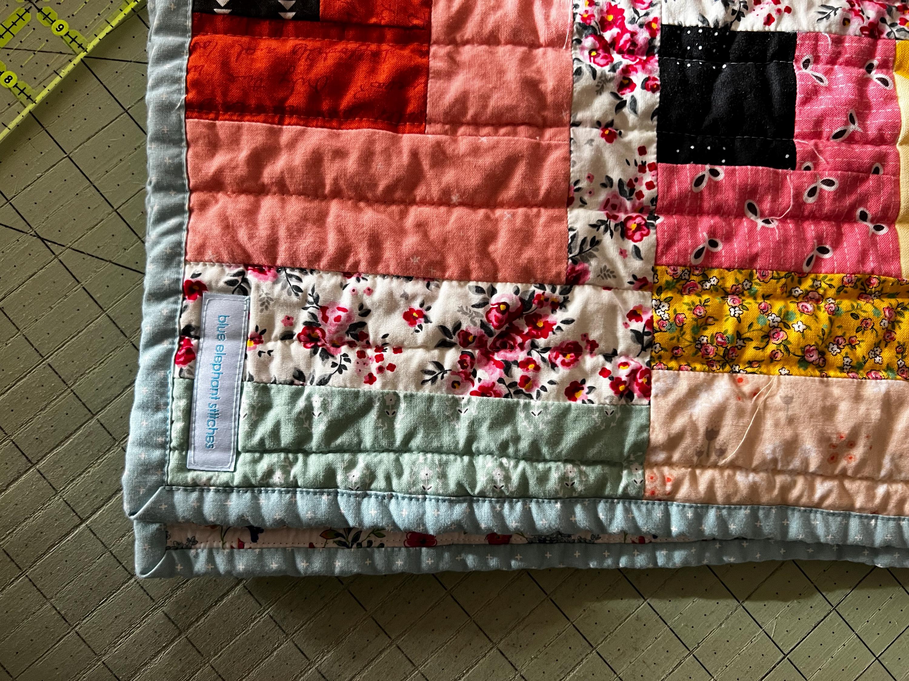 Scrappy Log Cabin Quilt - Etsy