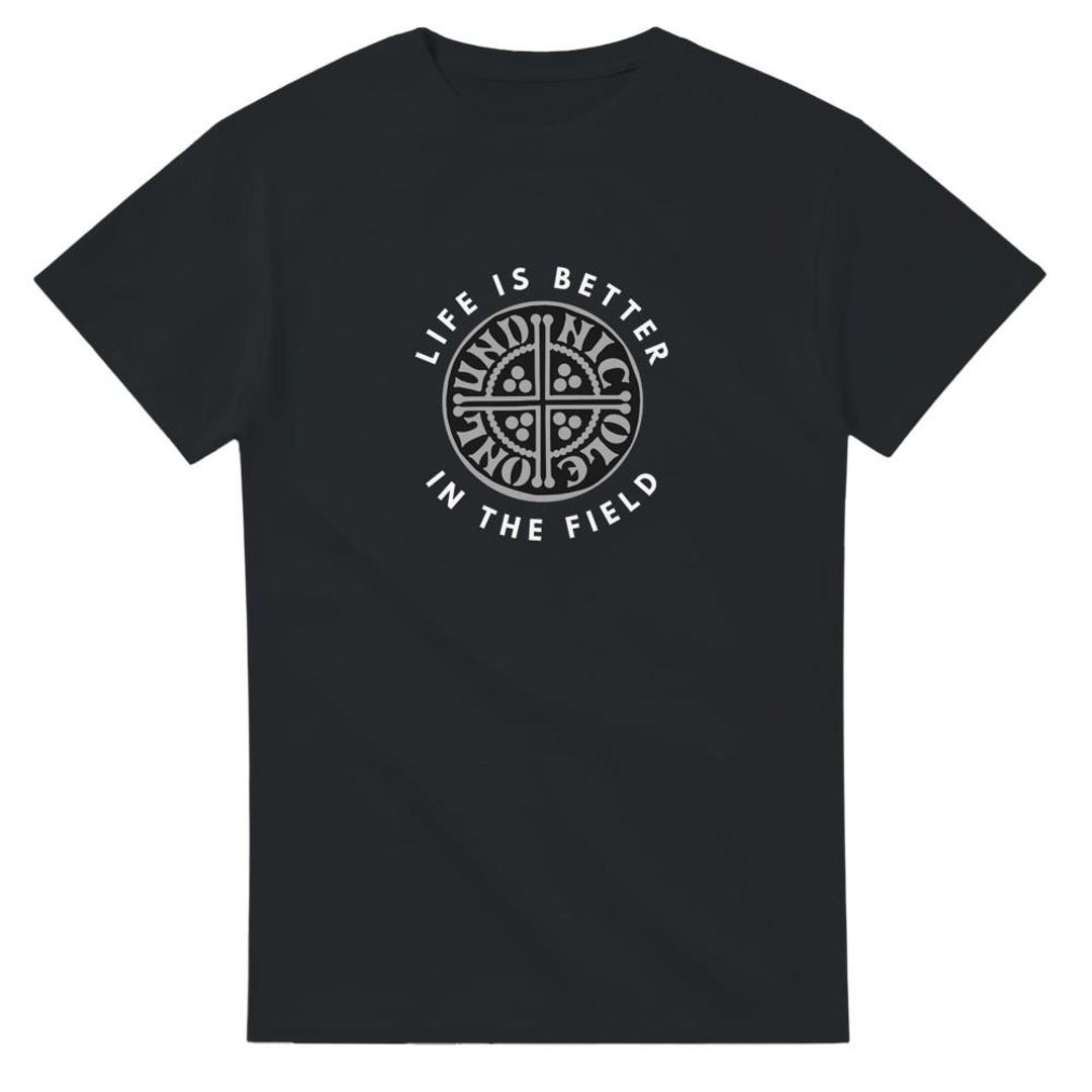 Metal Detecting Men's T-shirt - Hammered Coin Design - Perfect Gift for ...