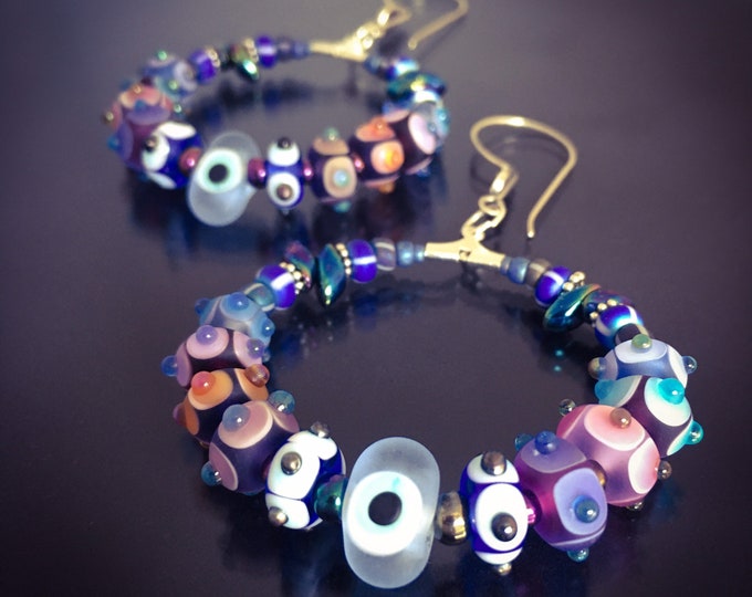 Gorgeous glass beads and dreamy beaded jewelry. by JoydreamJewelry