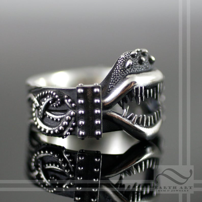 Monster Ring - Sterling Silver - Mimic Inspired Creepy Ring - Etsy