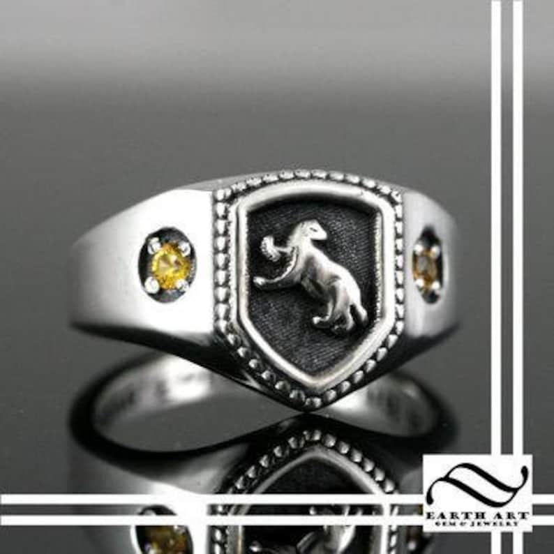 House Signet Ring - the Badger - Sterling Silver - Etsy