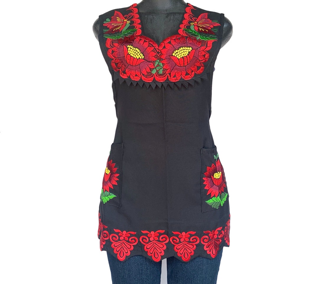Small Mexican Woman Apron, Black Red Floral Embroidery Apron, Overall ...