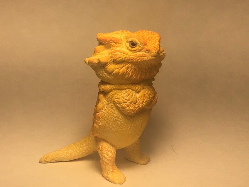Bearded Dragon Cutie Sculpture Figurine no More Greens - Etsy