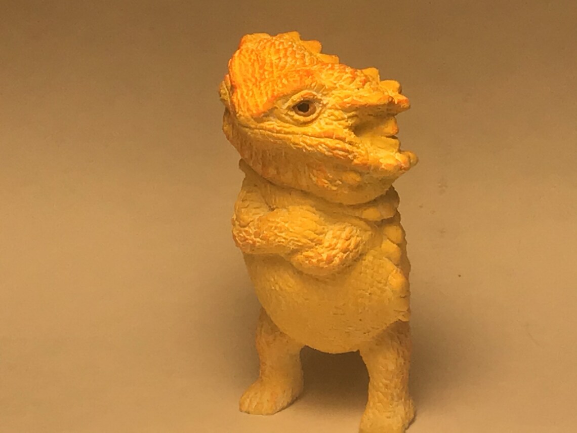Bearded Dragon Cutie sculpture figurine No more Greens | Etsy