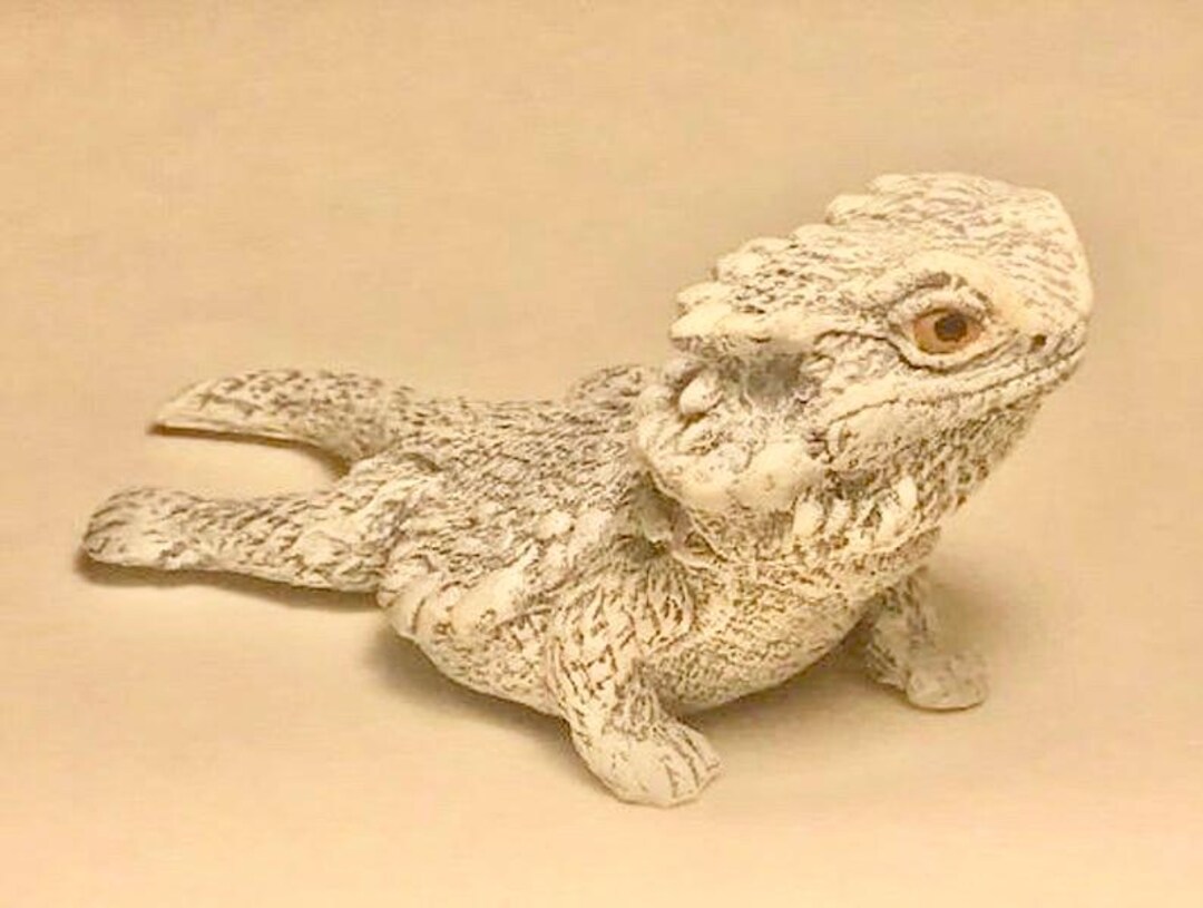 Bearded Dragon Sculpture Figurine “relaxing Cutie” White Finish - Etsy