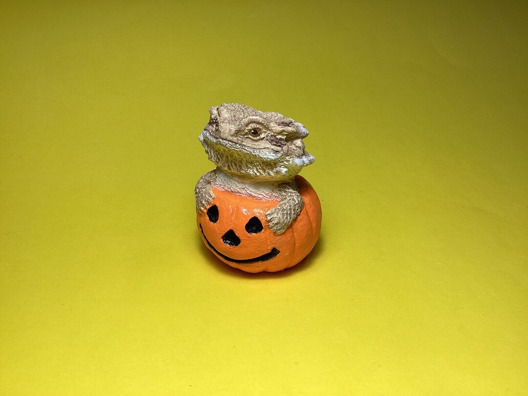 Bearded Dragon Halloween Pumpkin Figurine Normal Color - Etsy