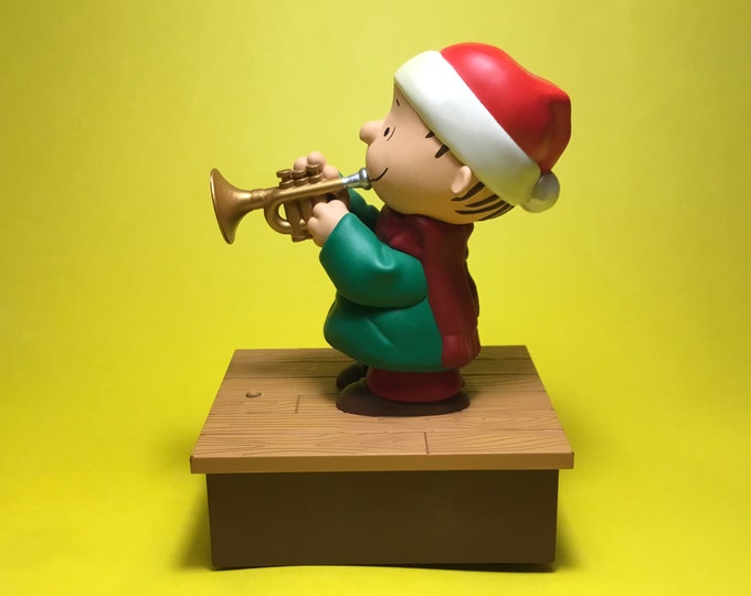 Hallmark 2012 Linus With Trumpet Wireless Peanuts Band Keepsake Music ...