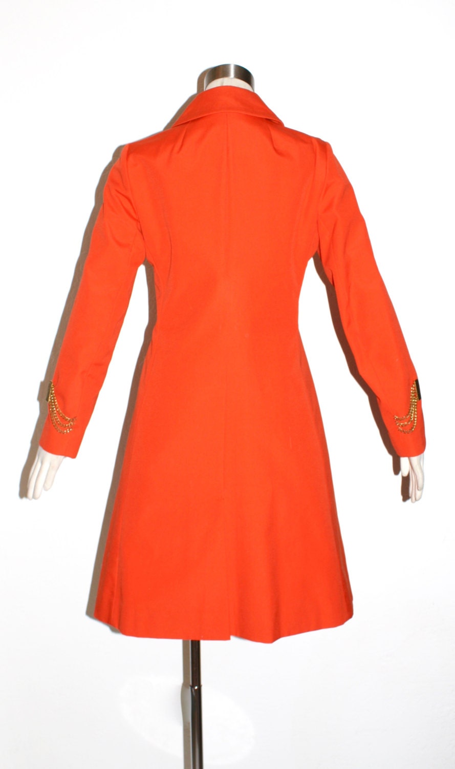 Vintage BILL BLASS for Bond Street Red Mod Chain Trench Coat - Etsy