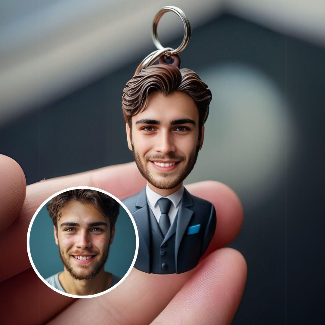 Custom 3D Miniature Face Keychain – Personalized Portrait Keyring Gift ...