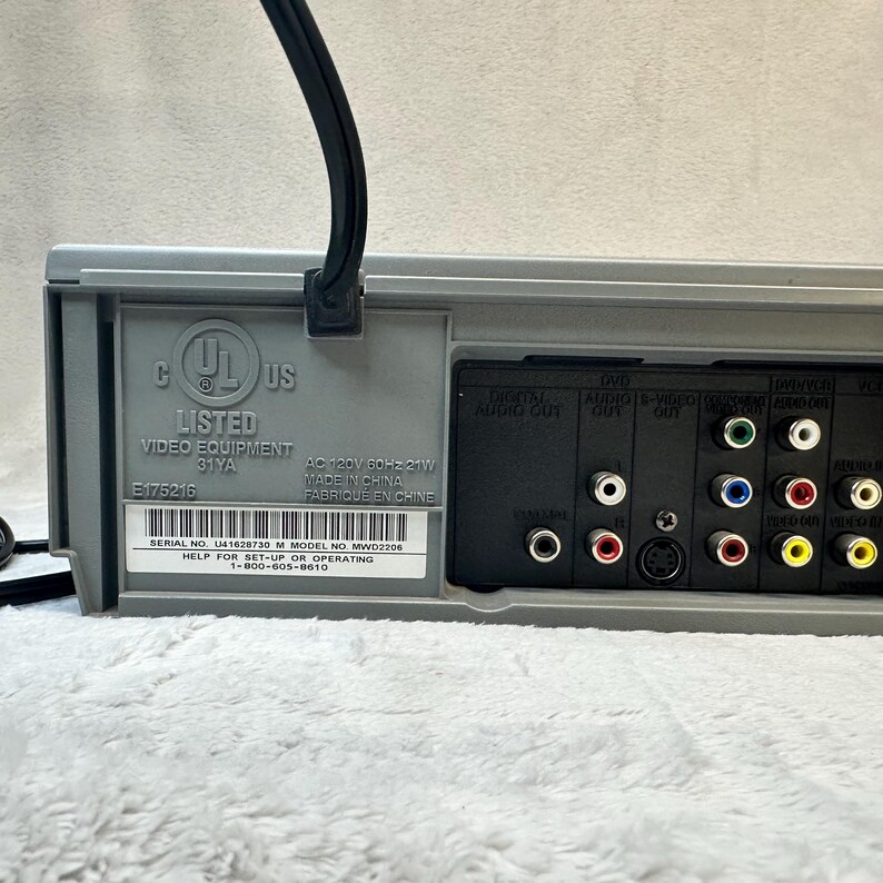 Magnavox MWD2206 DVD VCR Combo VHS Player Recorder No Remote Tested ...
