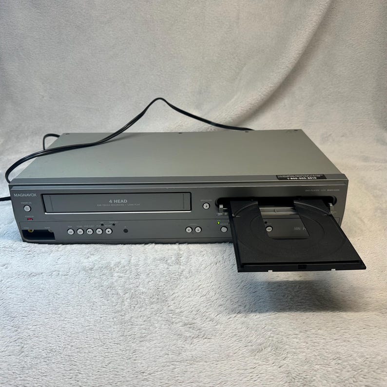 Magnavox MWD2206 DVD VCR Combo VHS Player Recorder No Remote Tested ...