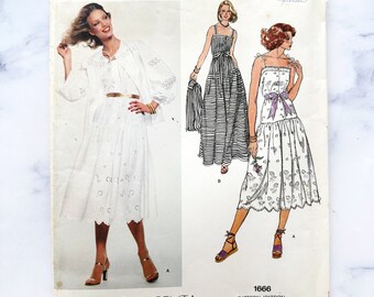 70s Vogue 8971. 32 Bust. Prairie Apron Dress. Gathered Yoke Maternity ...