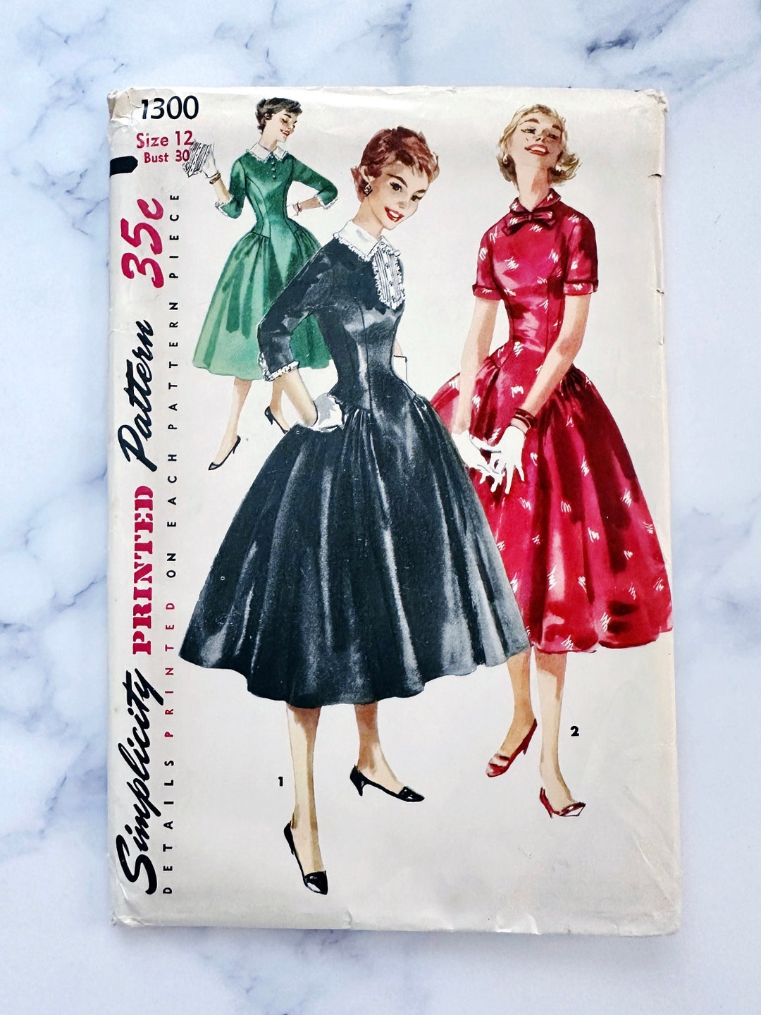 Simplicity 1300. 30 Bust Uncut. Drop Princess Waist Collar Full ...