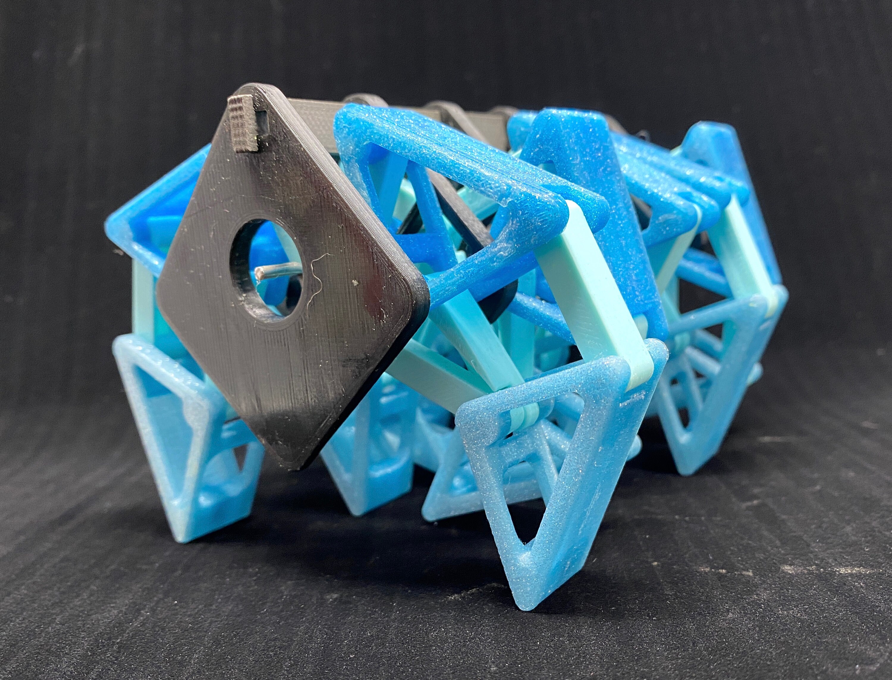 HV-084 Mechanical Desktop Toy 3D Printed, Hand Assembled Strandbeest ...