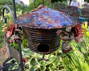 Beautiful Bee Hive Birdhouse - Handcrafted - Etsy