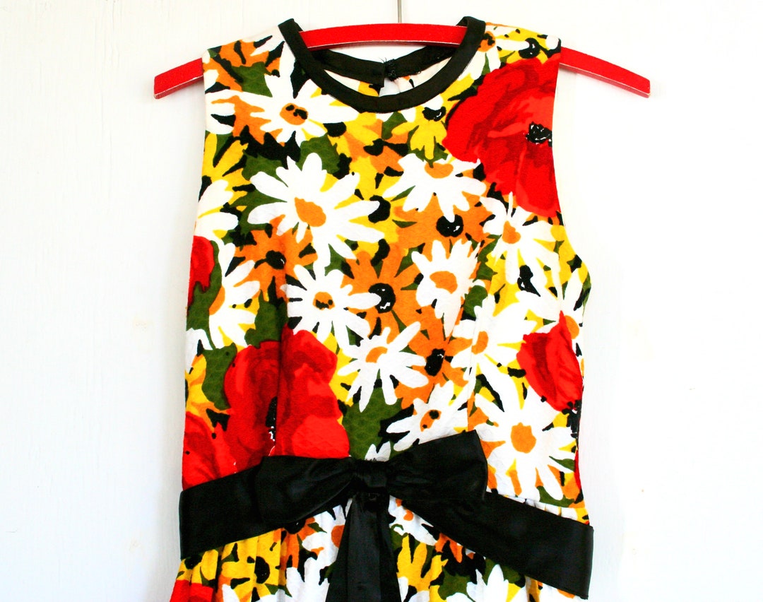 Miss Magnin Retro Flower Power Maxi Dress. Sleeveless, Keyhole Back ...