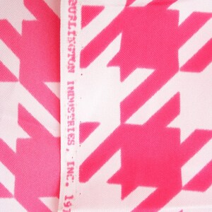 Pink and White Vintage Fabric in Gingham Houndstooth Pattern. - Etsy