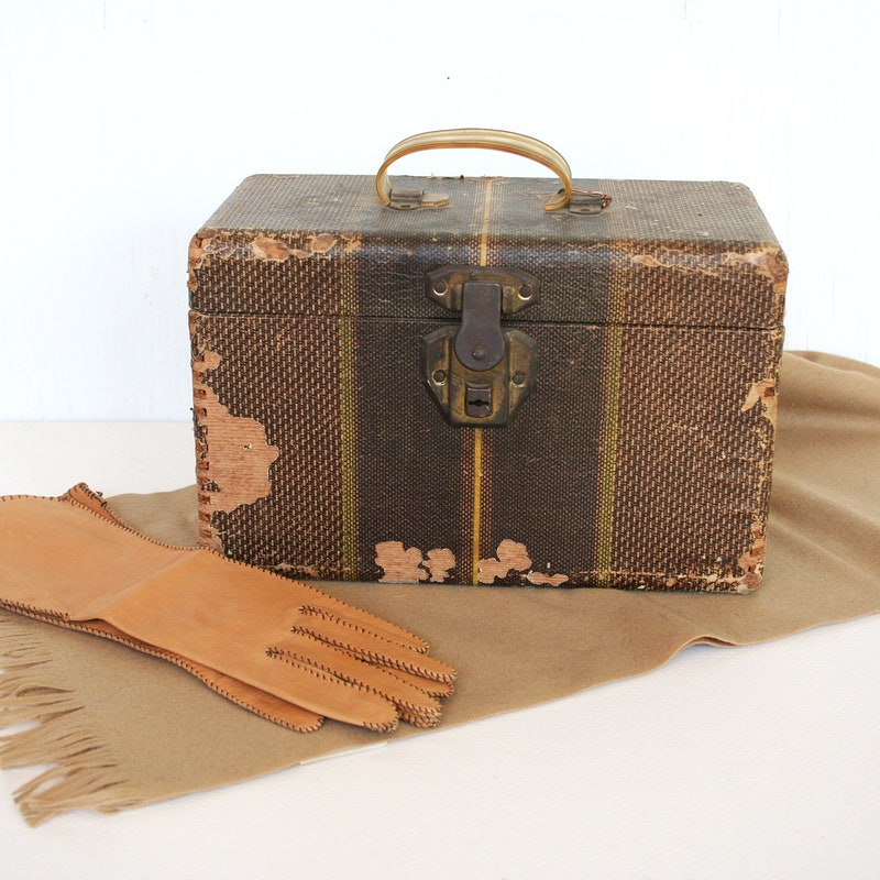 Train Case - Etsy