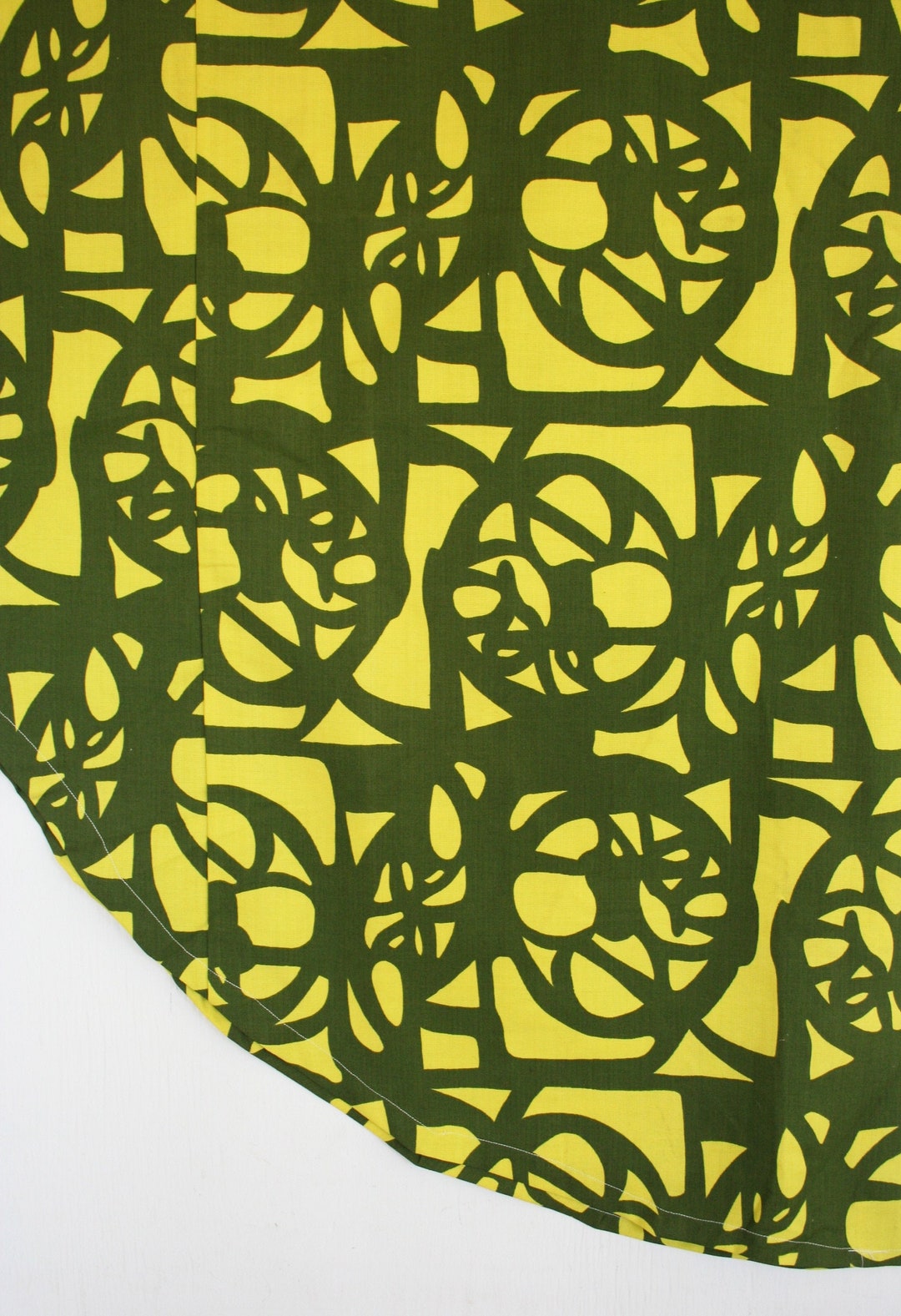 Retro Brutalist Round Tablecloth, Chartreuse Lemon Olive, 72" - Etsy
