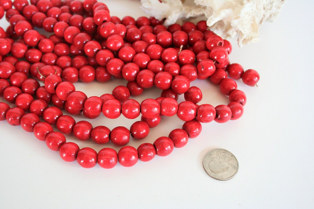 Vintage Red Wood Bead Christmas Tree Garland. Christmas Garland ...