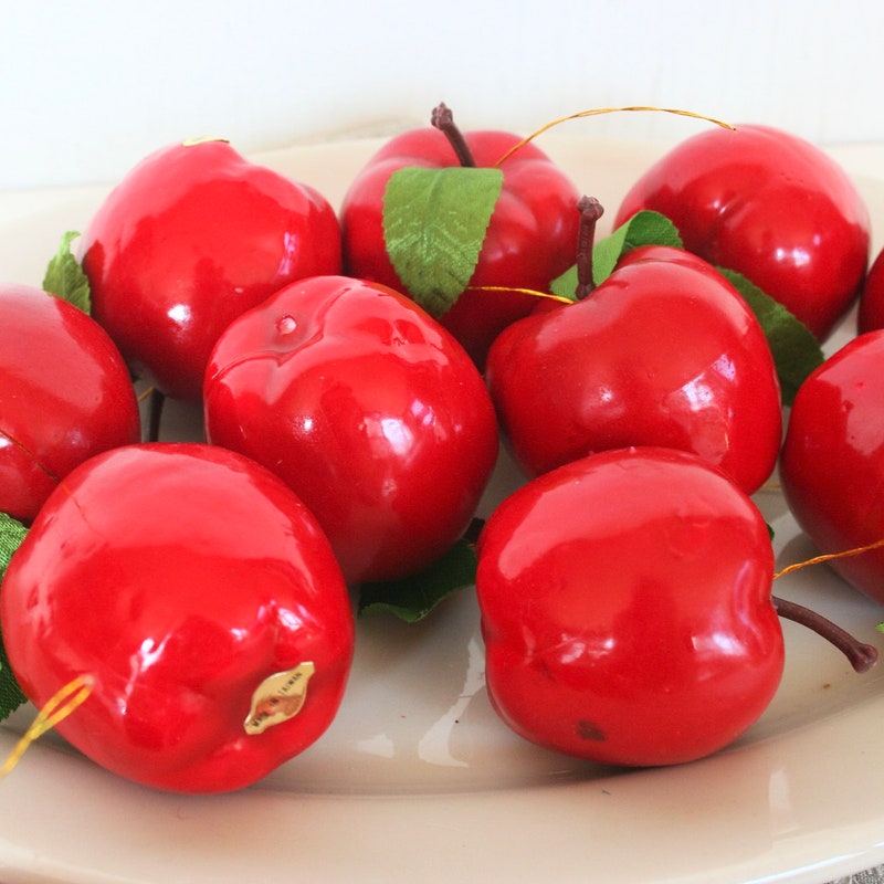 Red Apples - Etsy