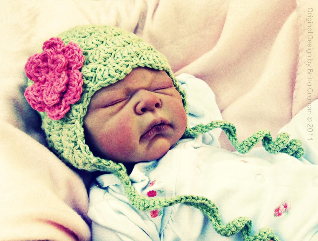 Crochet Pattern - Shell Stitch Baby Hat Pattern With Earflaps No.605 ...