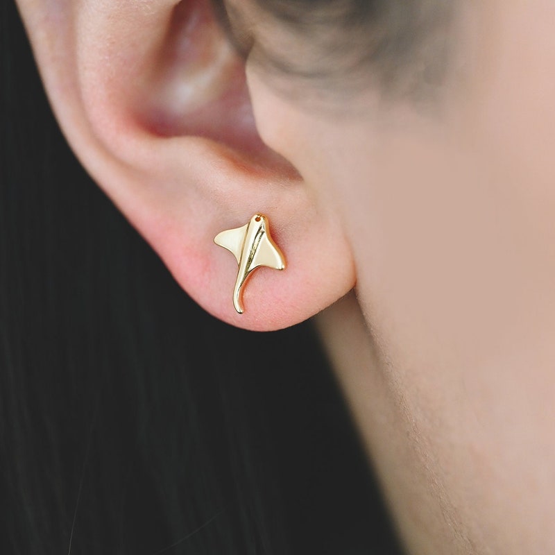 Stingray Piercing - Etsy
