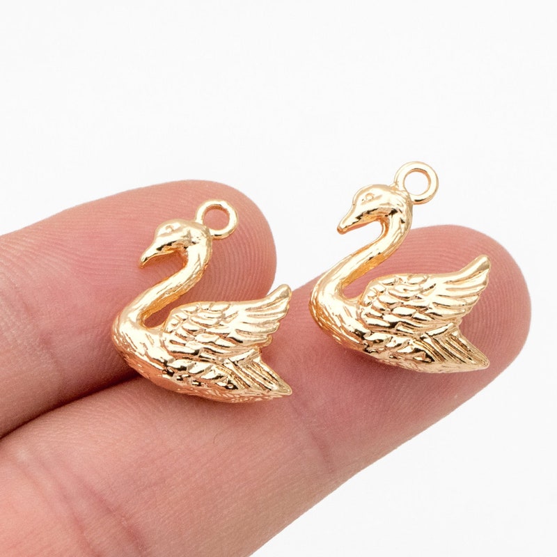 Metal Art Swans - Etsy