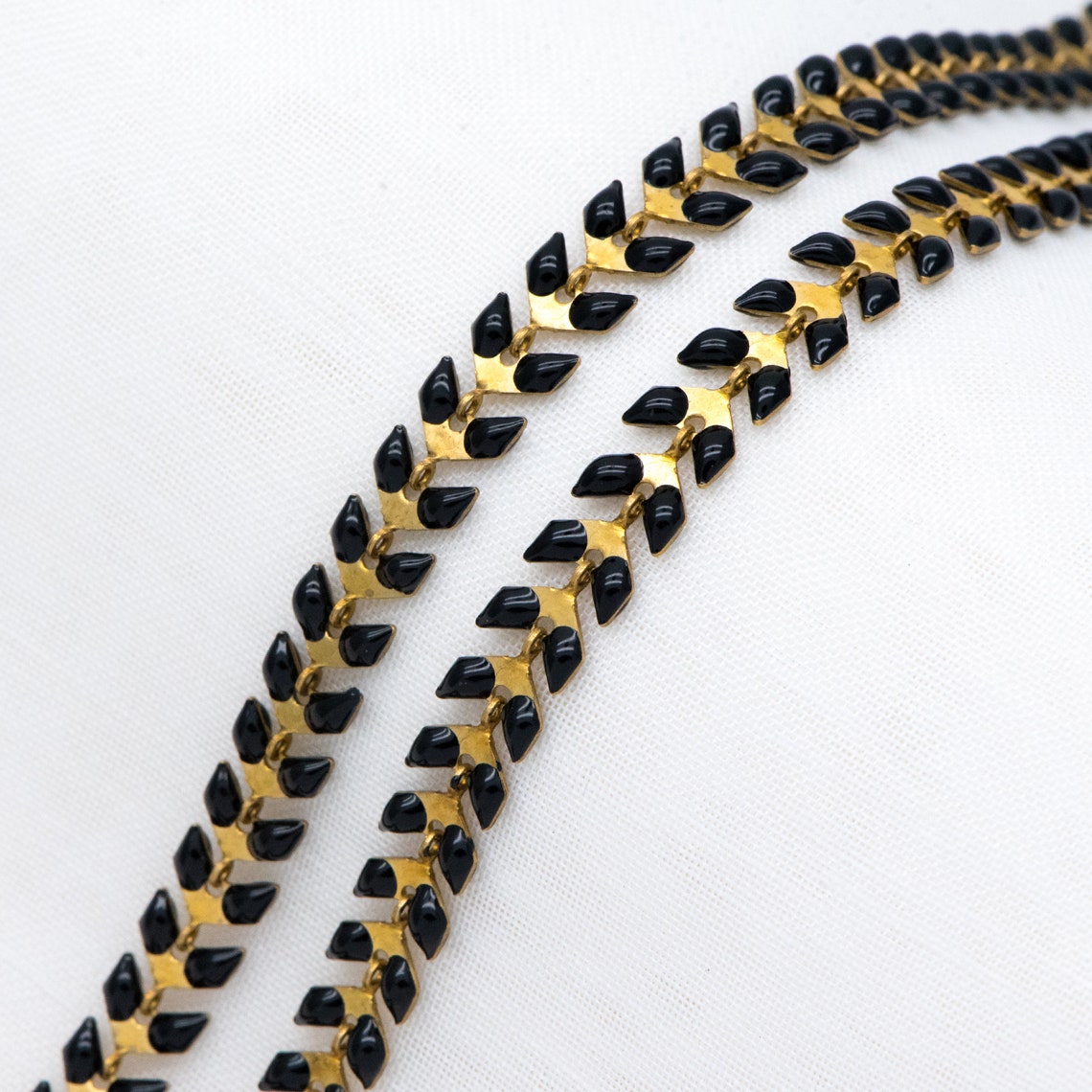 Black Enamel Brass Arrow Chain 6mm Flat Chevron Chain | Etsy
