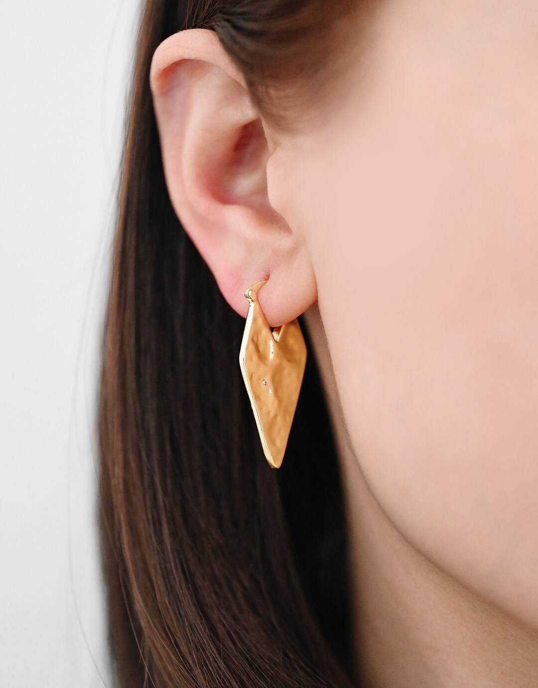 4pcs Gold Hammered Rhombus Ear Hooks 37x16mm, Gold Plated Brass ...