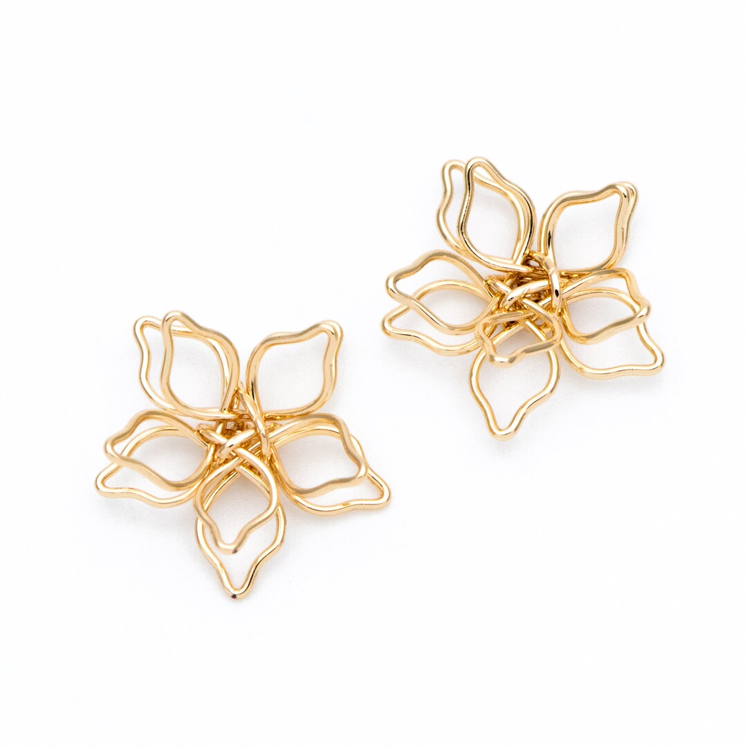 10pcs Gold Plated Iron Wire Flowers 15mm, Hand-wired Floral Charm ...