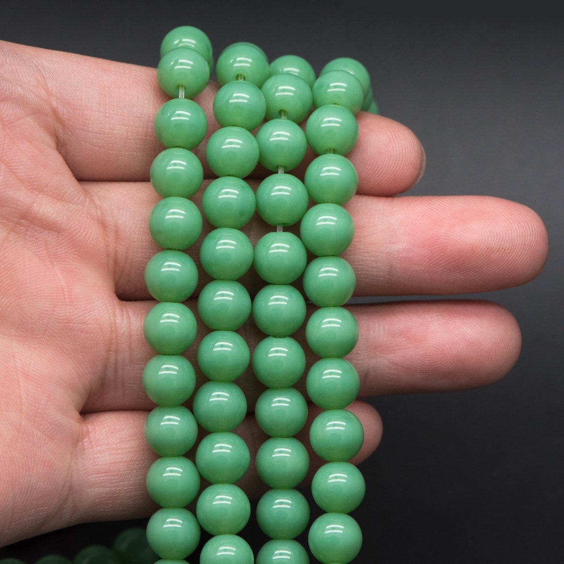 50pcs Smooth Round Glass Beads 8mm Green GM-037-3 | Etsy