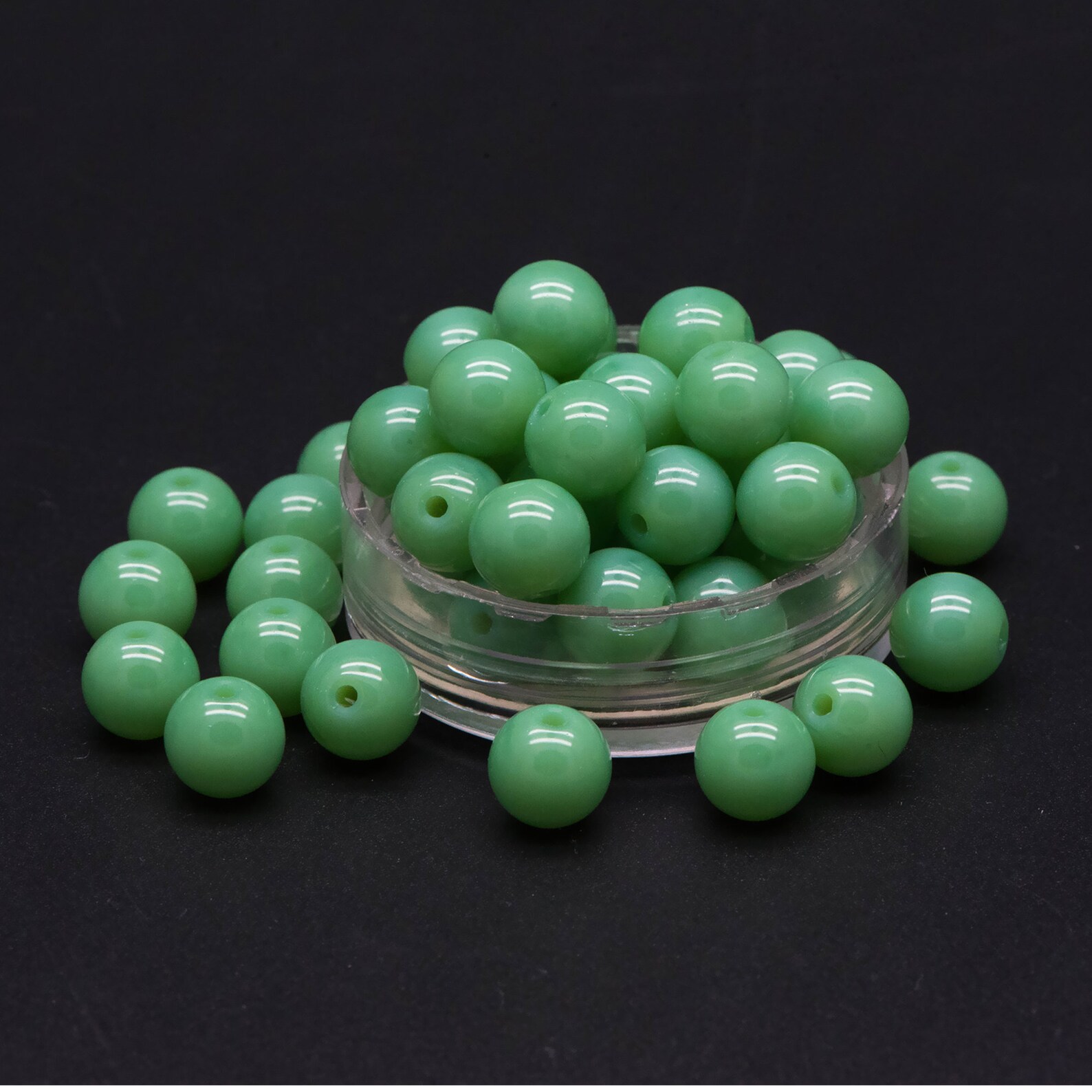 50pcs Smooth Round Glass Beads 8mm Green GM-037-3 - Etsy