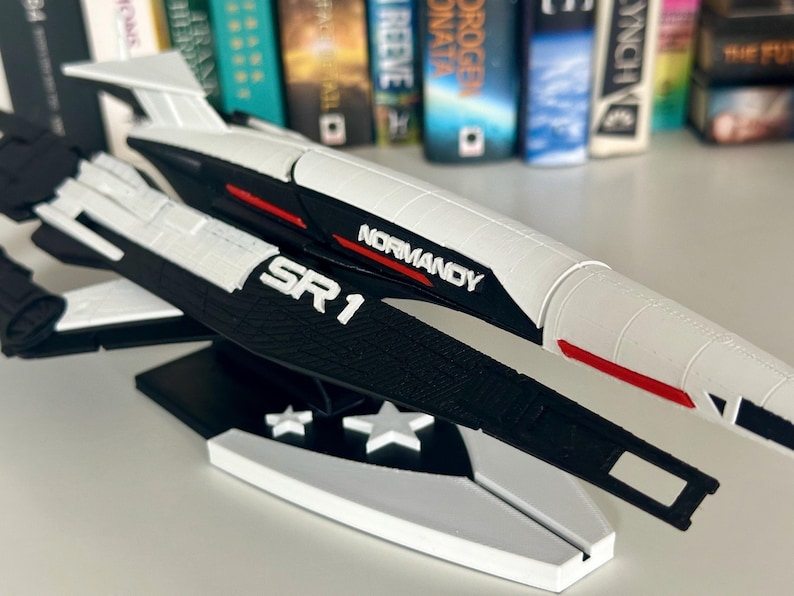 SSV Normandy SR-1 | Mass Effect | 3D Printed Custom Model Ship ...