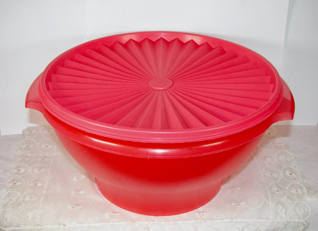 Vintage Red Tupperware, Two Handled Large Servalier Covered Salad Bowl ...