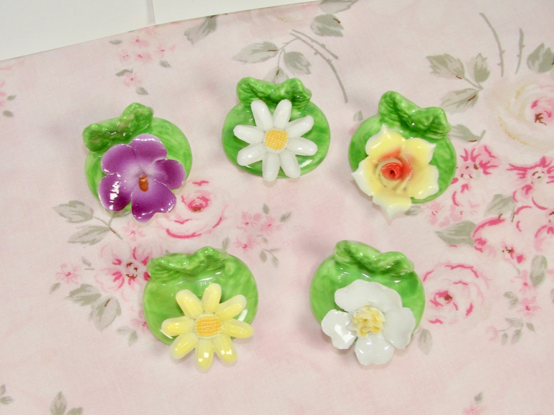 Vintage Colorful Flowers Place Card Holders, Dinner or Tea Party Place ...