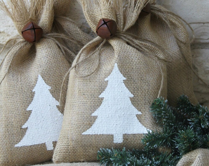 Burlap Gift Bags, White Christmas Tree, Set of FOUR, 7" X 11", White ...