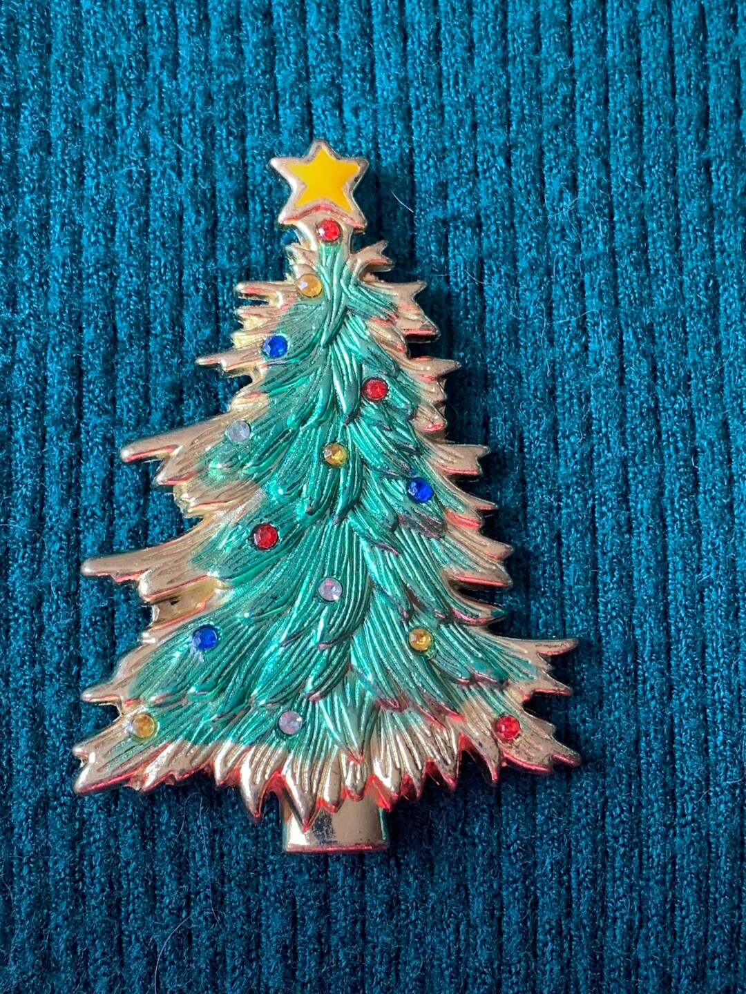 Cute Green Enamel Christmas Tree Pin Decorated with Tiny Colorful ...