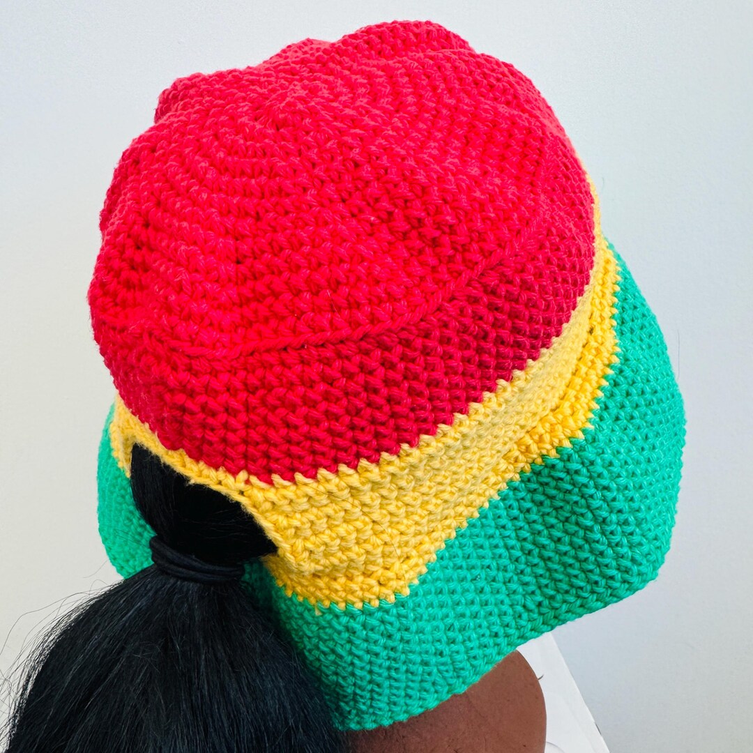 Modèle de chapeau de bob queue de cheval rasta au crochet : facile ...
