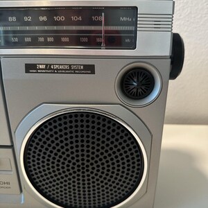 VINTAGE *NEW* 80's Hitachi TRK-7500H Boom Box Radio Cassette Recorder ...