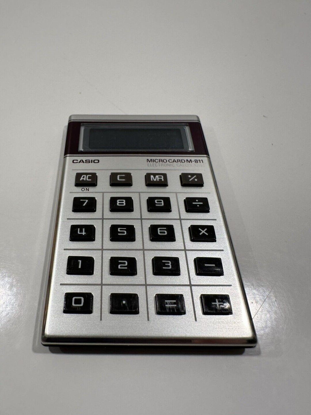 VINTAGE *new* CASIO M-811 Micro Card Electronic Calculator *rare ...