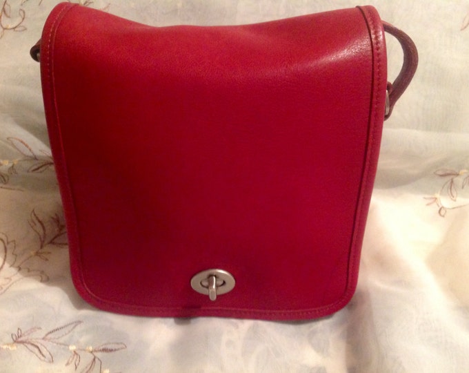 Authentic Coach Red Leather Companion Shoulderbag 9076 Petite - Etsy