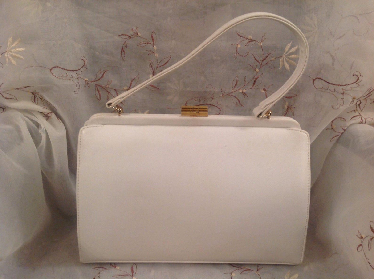 Vintage 50s Embrodiary Floral Design Old Fashion Pocketbook Traditional ...