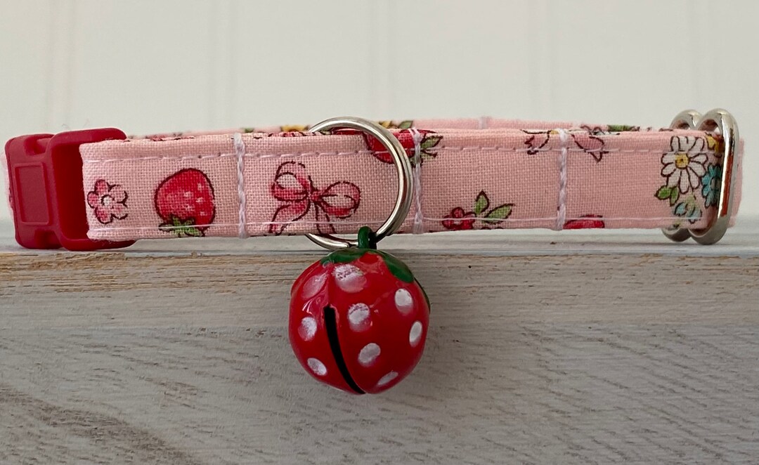 Cat Collar, Dog Collar, Strawberry Collar, Breakaway , Non-breakaway ...