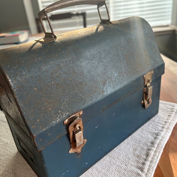Vintage Lunch Box - Etsy
