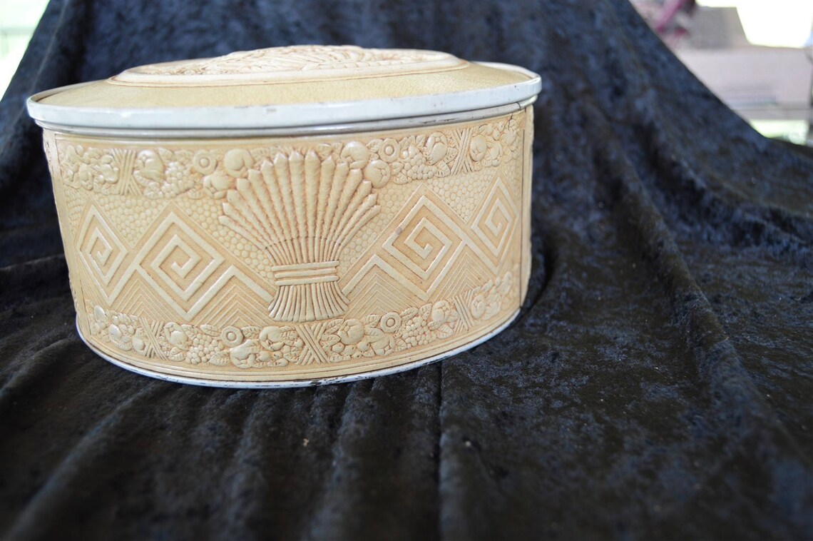 Vintage Smith Crafted Chicago Tin Cake Box Fruitcake | Etsy