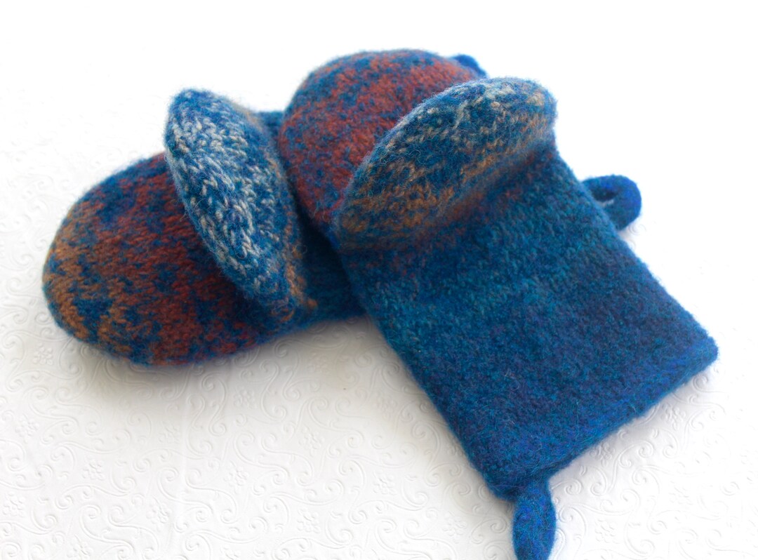 Knit Felted Wool Oven Mitts Set in Blues, Rusty Red, Gray, Golden Brown ...