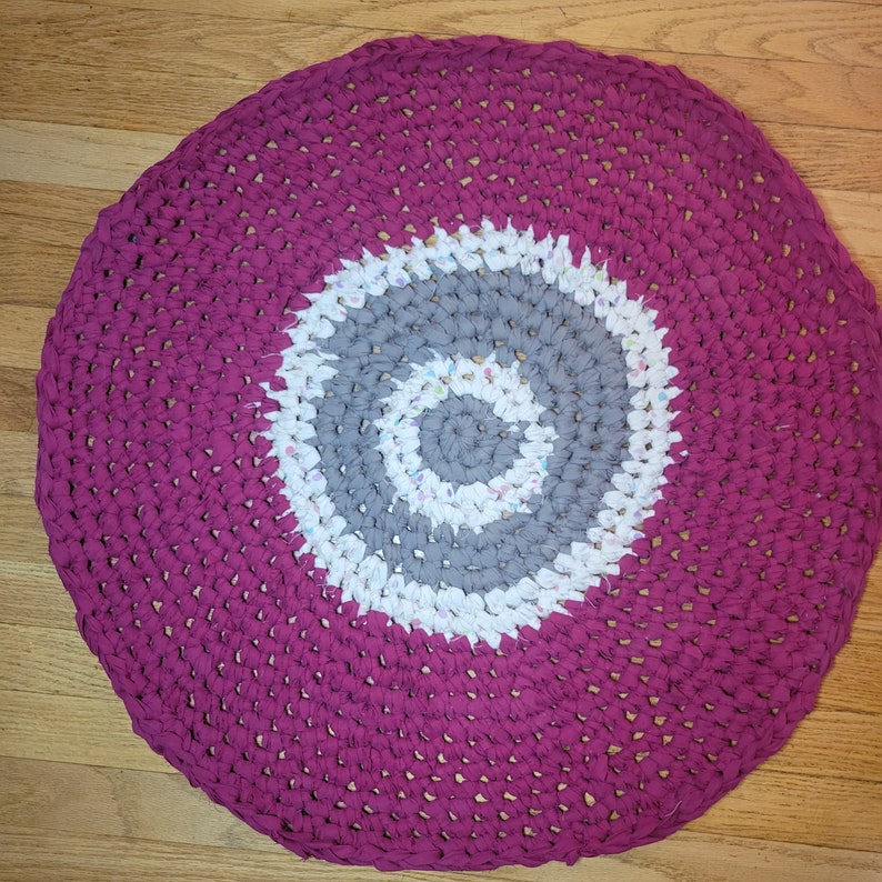 26 Round Rag Rug Bright Colored/fuschia/pink Traditional Crochet Rag ...